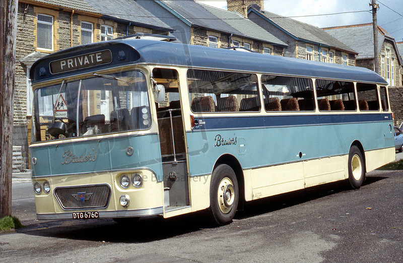 The Bus Gallery | Various Welsh Independents